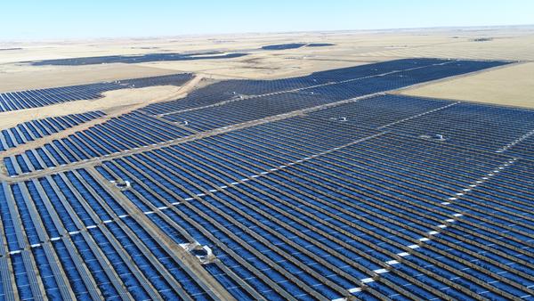 Capstone Claresholm Solar Project highest capacity in Canada