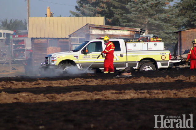 Weekend wildfire burns near Cottonwood Park