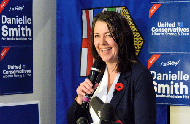 Danielle Smith wins seat in Brooks-Medicine Hat