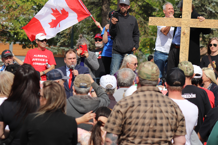 Vocal crowd supports Pawlowski