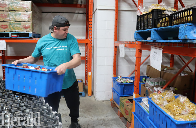 City organizations helping to feed those in need