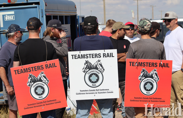 Railway lockout could have been avoided: Dreeshen