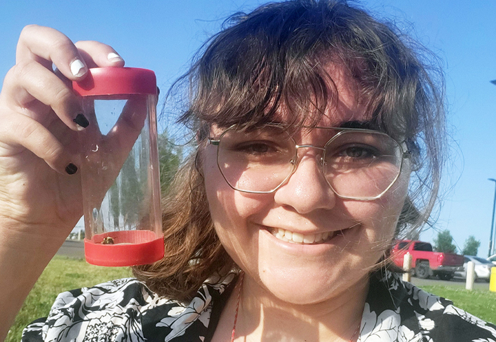 Jessenia literally wrote the book on bumble bees