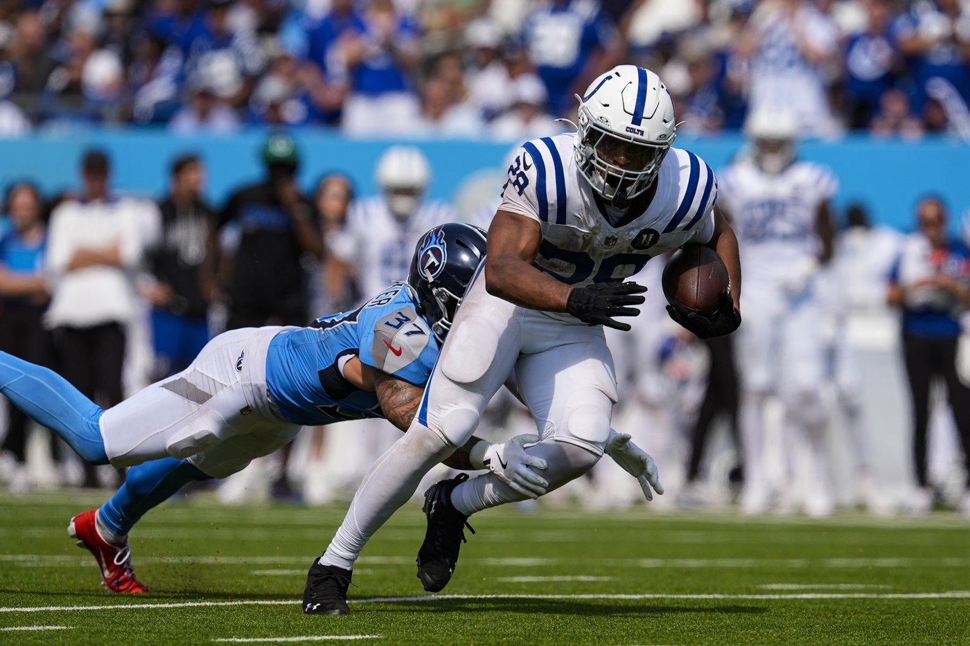 Jonathan Taylor rushes for 3 TDs as Colts improve to 3-0 in a 41-20 ...