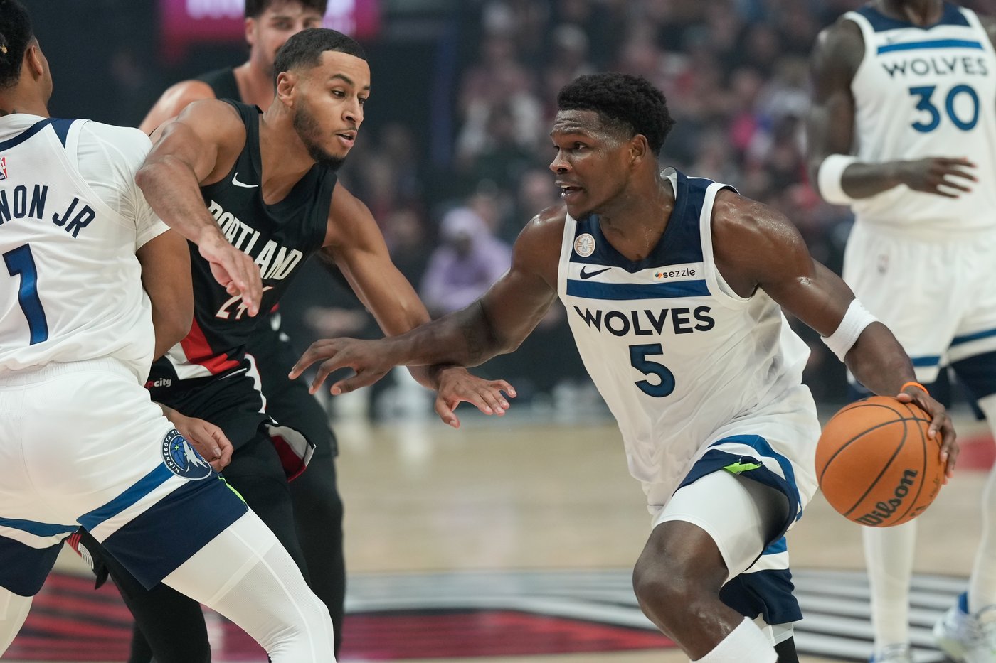 Edwards has 41 points and Timberwolves rally to beat the Trail Blazers 118-114