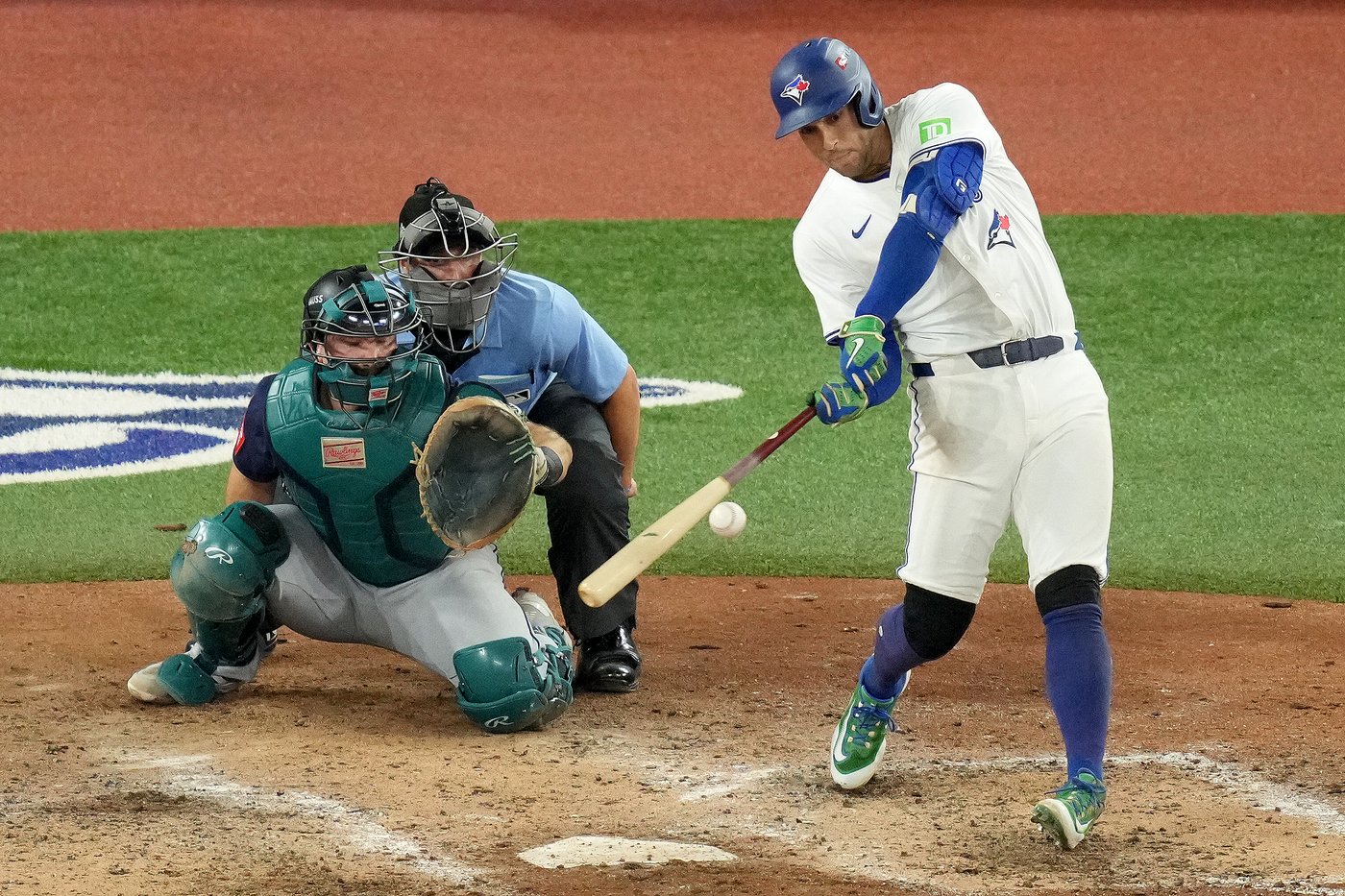 Blue Jays' George Springer wins Silver Slugger award after resurgent season