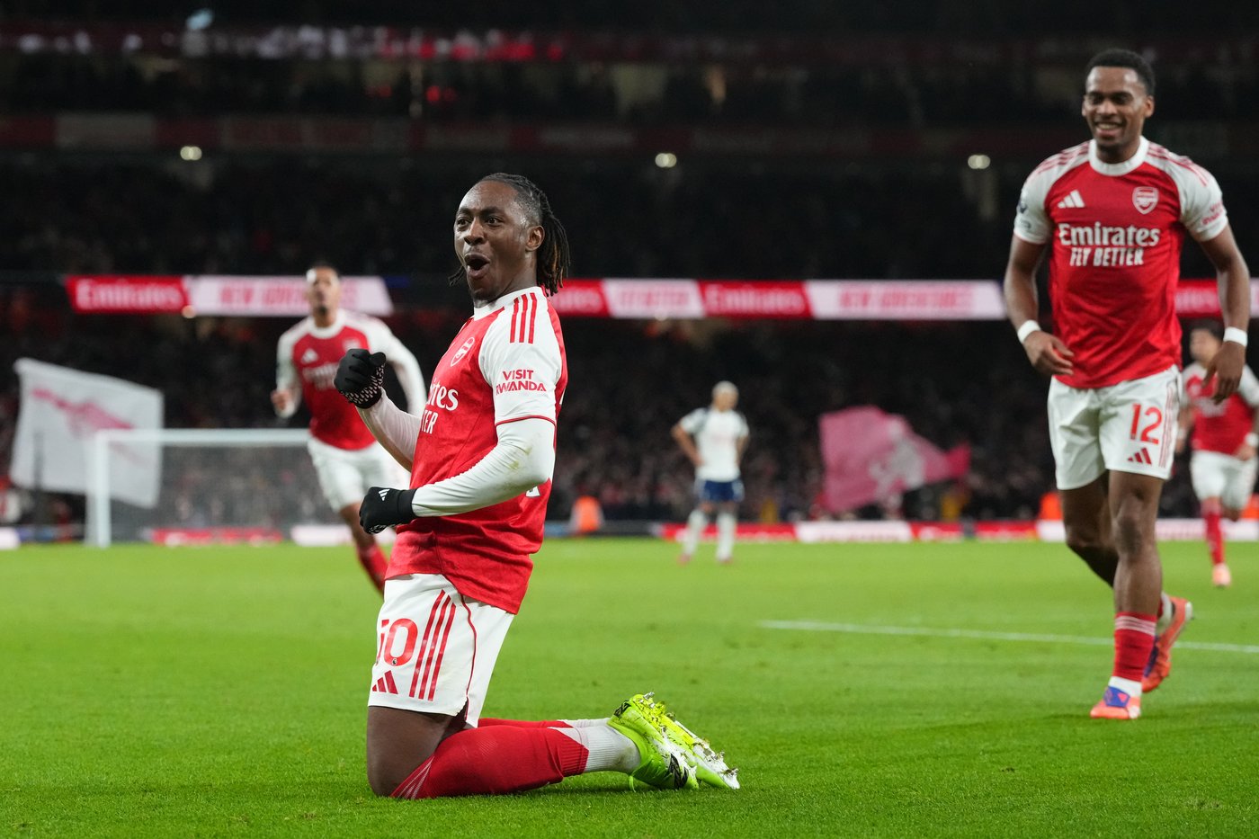 Eze scores hat trick as Arsenal beats Tottenham to take 6-point lead in Premier League