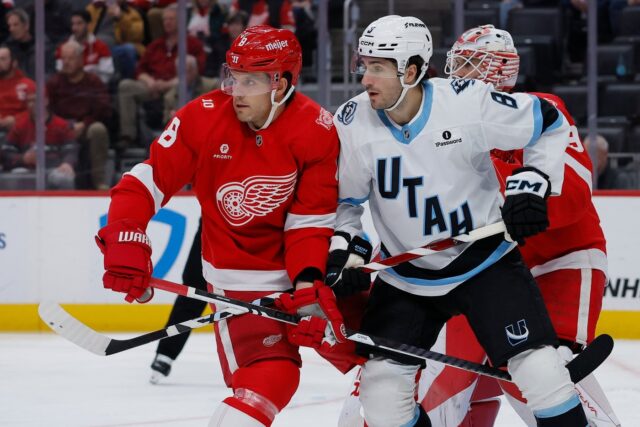 Keller and Mammoth slow down Atlantic Division-leading Red Wings, 4-1
