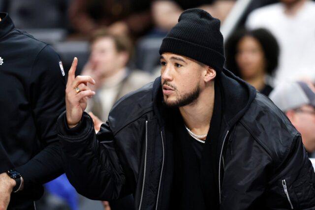 Booker returns from injury for the Suns but the Knicks are without ...