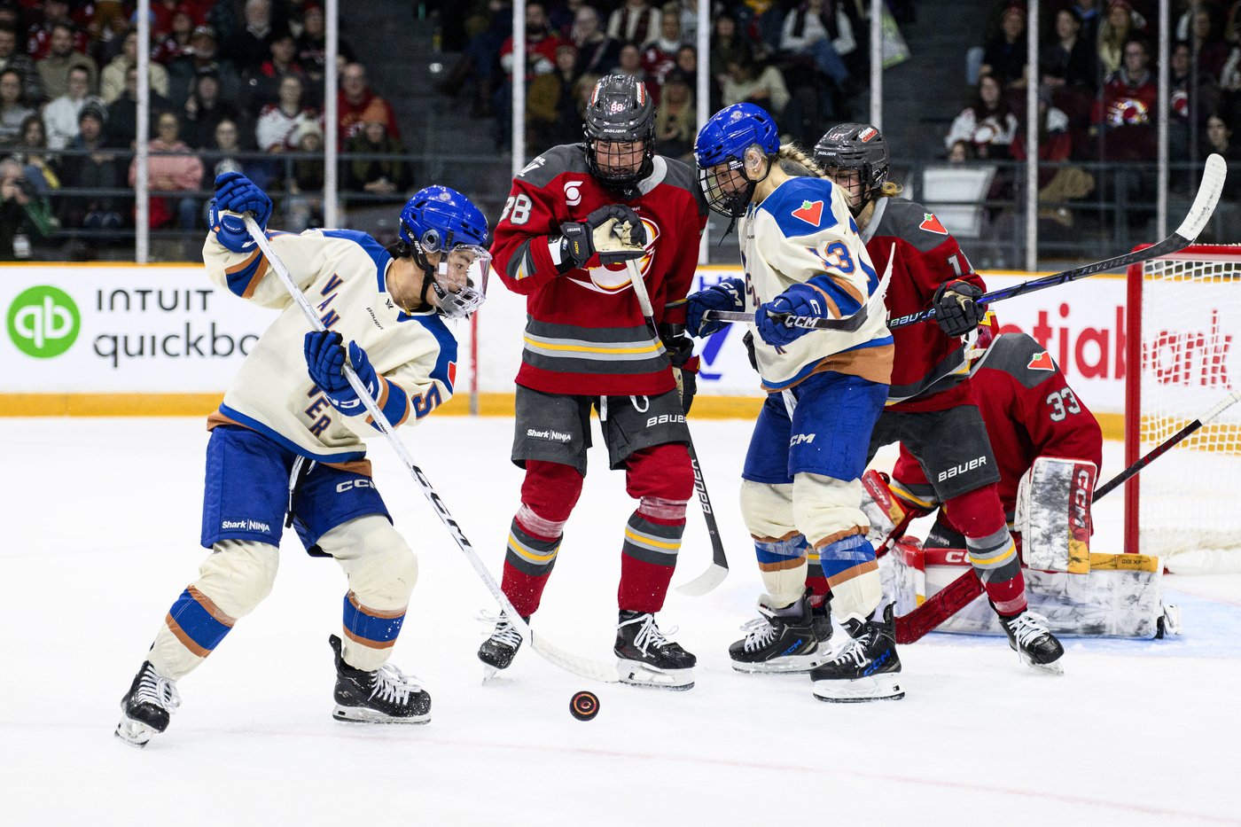 Ottawa Charge beat Vancouver Goldeneyes 4-2 for fifth straight victory