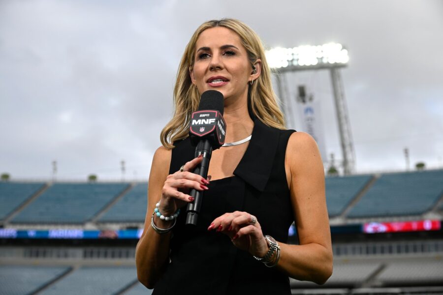 From sideline sprints to surprise interviews, ESPN's Laura Rutledge ...