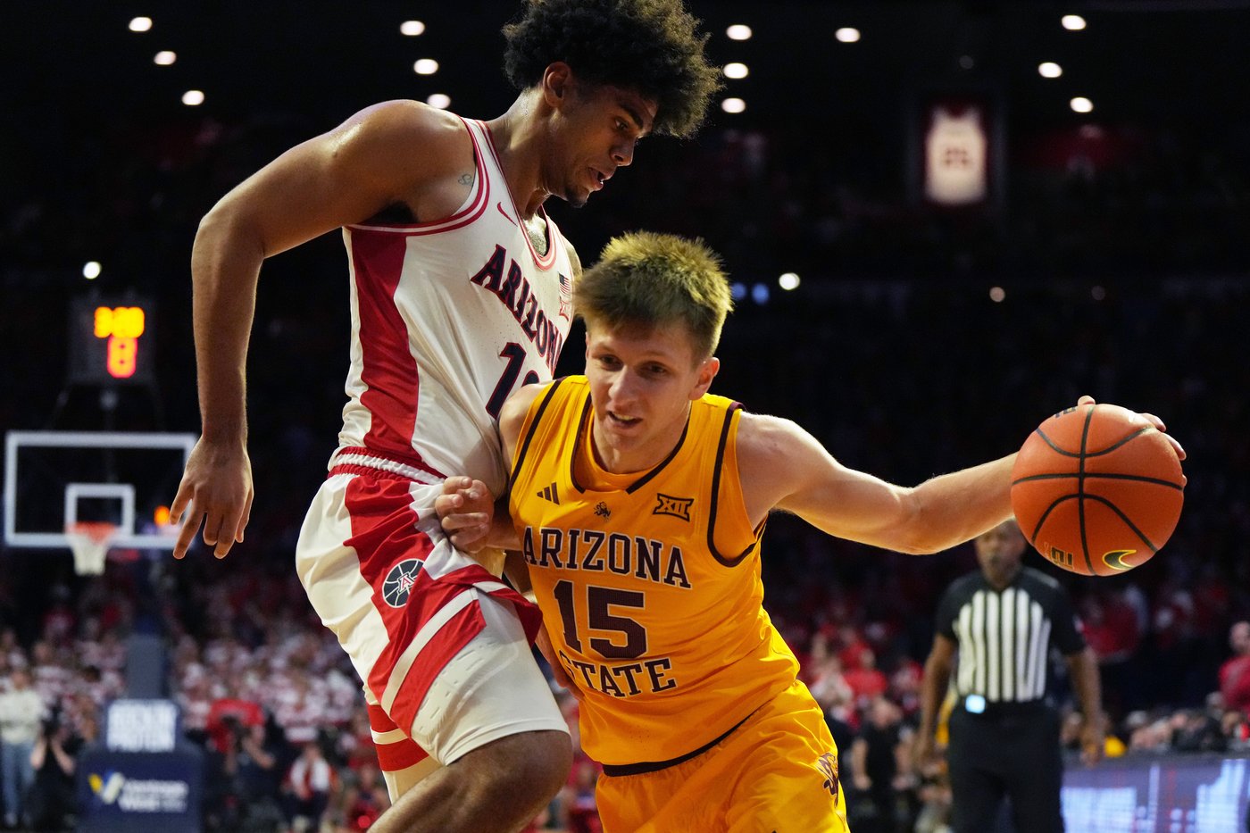Peat scores 24, No. 1 Arizona remains undefeated with 89-82 win over ...