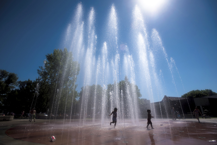 Coming heat wave prompts reminder to take precautions