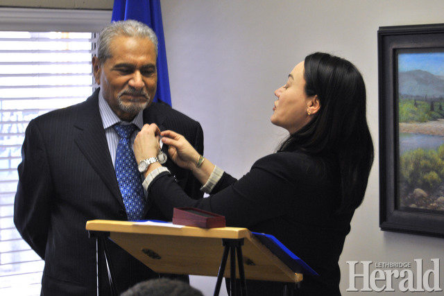 Boora receives Queen's Jubilee Medal honour for community service