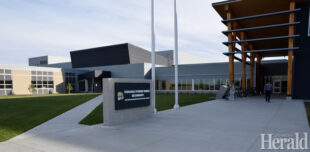 New Coaldale school hosts grand opening