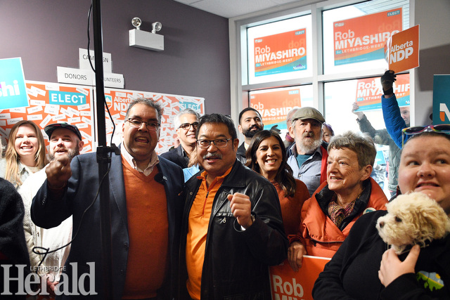 Miyashiro rallies campaign supporters